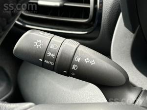 White Toyota Yaris 2023 in Riga, with an engine capacity of 1.50 L and mileage of 68 thousand km for 16590 €, photo 24 on AUTOMOTO.COM.LV