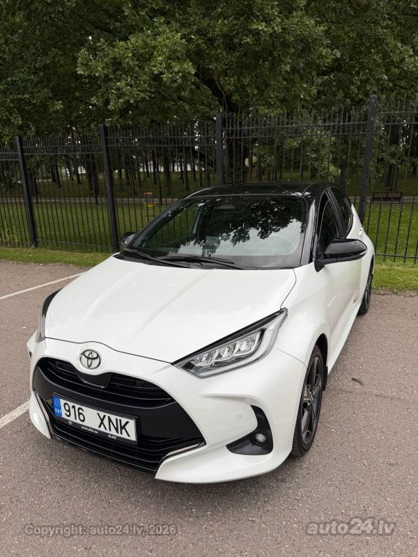 White Toyota Yaris 2024 in Tallinn, with an engine capacity of 1.50 L and mileage of 38 thousand km for 22900 €, photo 8 on AUTOMOTO.COM.LV
