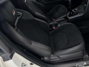 White Toyota Yaris 2024 in Vilnius, with an engine capacity of 1.62 L and mileage of 23 thousand km for 35900 €, photo 7 on AUTOMOTO.COM.LV