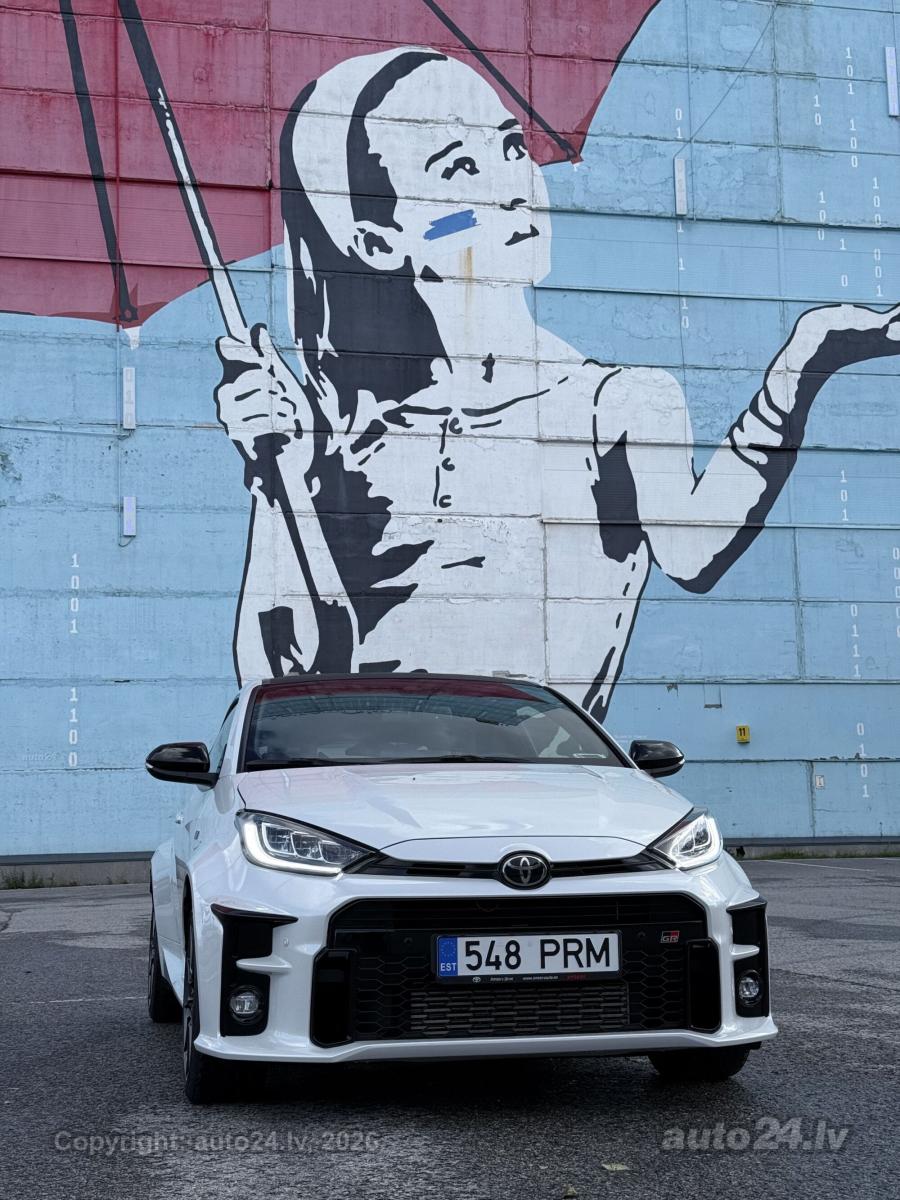 White Toyota Yaris 2024 in Tallinn, with an engine capacity of 1.60 L and mileage of 38 thousand km for 36000 €, photo 13 on AUTOMOTO.COM.LV