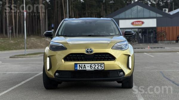Желтый Тойота Ярис 2021 в Рига, объемом двигателя 1.50 л и пробегом 90 тыс. км за 21300 €, фото 4 на AUTOMOTO.COM.LV