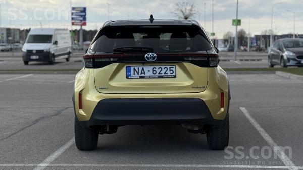 Желтый Тойота Ярис 2021 в Рига, объемом двигателя 1.50 л и пробегом 90 тыс. км за 21300 €, фото 7 на AUTOMOTO.COM.LV