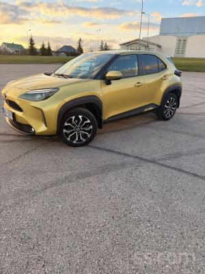 Dzeltens Toyota Yaris 2021 Rīga, ar dzinēja tilpumu 1.50 L un nobraukumu 60 tūkst. km par 16800 €, foto 5 vietnē AUTOMOTO.COM.LV