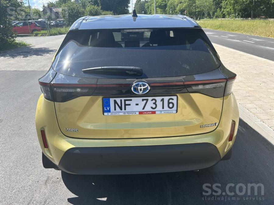 Желтый Тойота Ярис 2022 в Рига, объемом двигателя 1.50 л и пробегом 60 тыс. км за 22490 €, фото 6 на AUTOMOTO.COM.LV