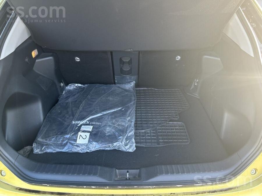 Dzeltens Toyota Yaris 2022 Rīga, ar dzinēja tilpumu 1.50 L un nobraukumu 60 tūkst. km par 21990 €, foto 8 vietnē AUTOMOTO.COM.LV