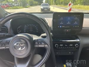 Dzeltens Toyota Yaris 2022 Rīga, ar dzinēja tilpumu 1.50 L un nobraukumu 60 tūkst. km par 21990 €, foto 9 vietnē AUTOMOTO.COM.LV