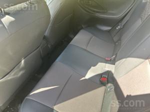 Dzeltens Toyota Yaris 2022 Rīga, ar dzinēja tilpumu 1.50 L un nobraukumu 60 tūkst. km par 21990 €, foto 12 vietnē AUTOMOTO.COM.LV
