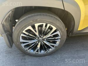 Dzeltens Toyota Yaris 2022 Rīga, ar dzinēja tilpumu 1.50 L un nobraukumu 60 tūkst. km par 21990 €, foto 13 vietnē AUTOMOTO.COM.LV