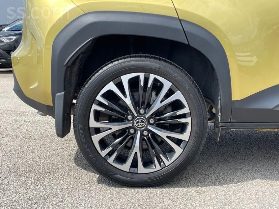 Dzeltens Toyota Yaris 2022 Rīga, ar dzinēja tilpumu 1.50 L un nobraukumu 34 tūkst. km par 24990 €, foto 16 vietnē AUTOMOTO.COM.LV