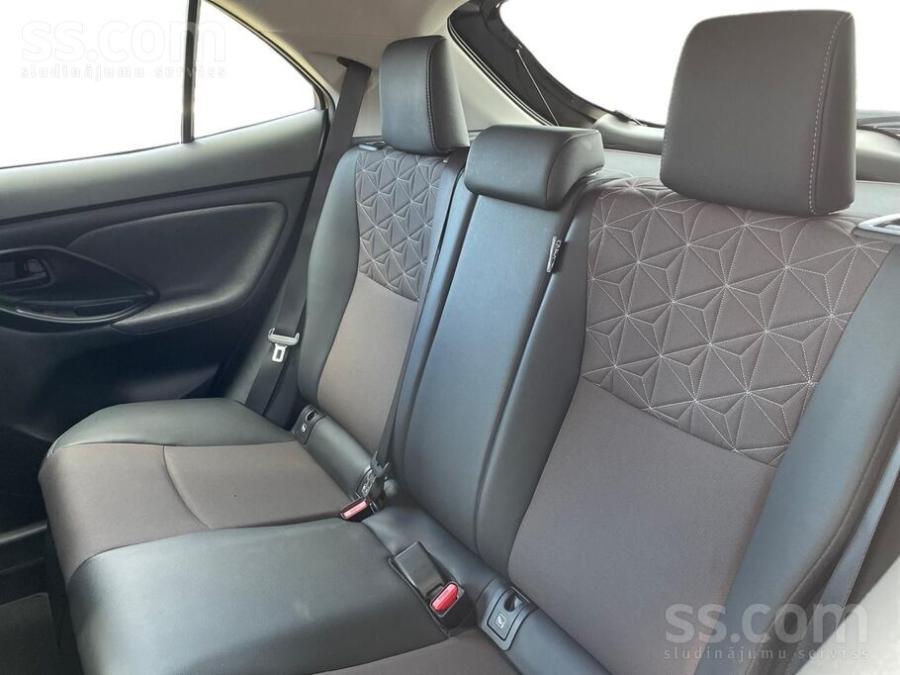 Dzeltens Toyota Yaris 2022 Rīga, ar dzinēja tilpumu 1.50 L un nobraukumu 34 tūkst. km par 24990 €, foto 20 vietnē AUTOMOTO.COM.LV