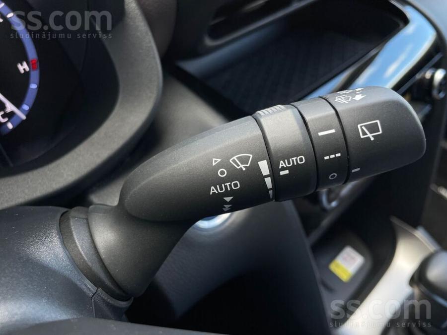 Dzeltens Toyota Yaris 2022 Rīga, ar dzinēja tilpumu 1.50 L un nobraukumu 34 tūkst. km par 24990 €, foto 25 vietnē AUTOMOTO.COM.LV