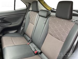 Dzeltens Toyota Yaris 2022 Rīga, ar dzinēja tilpumu 1.50 L un nobraukumu 65 tūkst. km par 23590 €, foto 20 vietnē AUTOMOTO.COM.LV