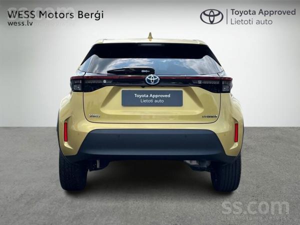 Dzeltens Toyota Yaris 2024 Rīga, ar dzinēja tilpumu 1.50 L un nobraukumu 17 tūkst. km par 25490 €, foto 4 vietnē AUTOMOTO.COM.LV