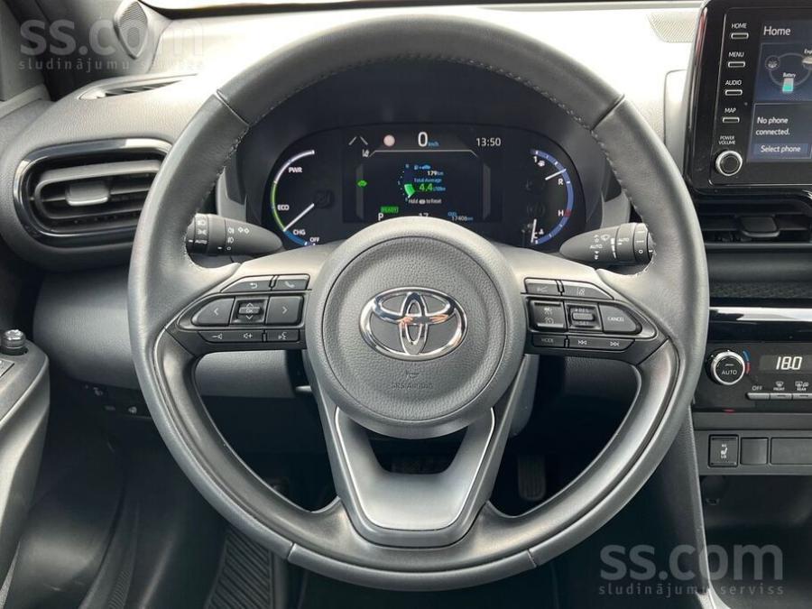 Dzeltens Toyota Yaris 2024 Rīga, ar dzinēja tilpumu 1.50 L un nobraukumu 17 tūkst. km par 25490 €, foto 12 vietnē AUTOMOTO.COM.LV