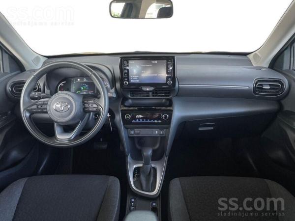 Dzeltens Toyota Yaris 2024 Rīga, ar dzinēja tilpumu 1.50 L un nobraukumu 23 tūkst. km par 23990 €, foto 8 vietnē AUTOMOTO.COM.LV