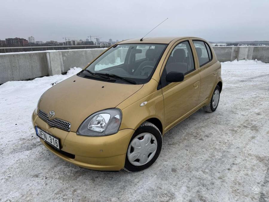 Dzeltens Toyota Yaris 2004 Viļņa, ar dzinēja tilpumu 1.30 L un nobraukumu 150 tūkst. km par 1950 €, foto 2 vietnē AUTOMOTO.COM.LV