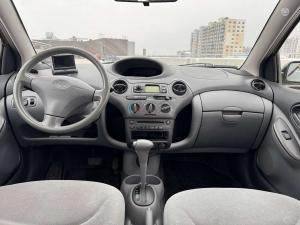 Dzeltens Toyota Yaris 2004 Viļņa, ar dzinēja tilpumu 1.30 L un nobraukumu 150 tūkst. km par 1950 €, foto 16 vietnē AUTOMOTO.COM.LV