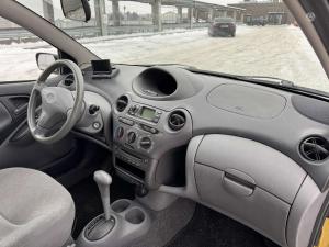 Dzeltens Toyota Yaris 2004 Viļņa, ar dzinēja tilpumu 1.30 L un nobraukumu 150 tūkst. km par 1950 €, foto 21 vietnē AUTOMOTO.COM.LV