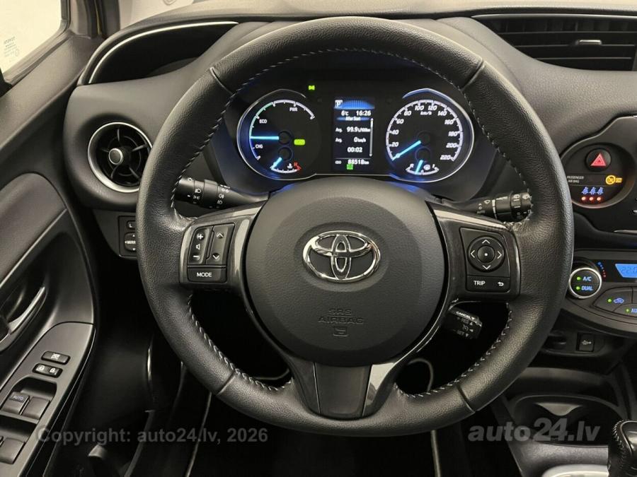 Yellow Toyota Yaris 2019 in Rakvere, with an engine capacity of 1.50 L and mileage of 89 thousand km for 12990 €, photo 11 on AUTOMOTO.COM.LV