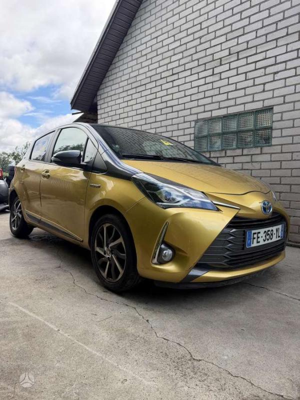 Dzeltens Toyota Yaris 2019 Kauņa, ar dzinēja tilpumu 1.50 L un nobraukumu 121 tūkst. km par 7400 €, foto 2 vietnē AUTOMOTO.COM.LV