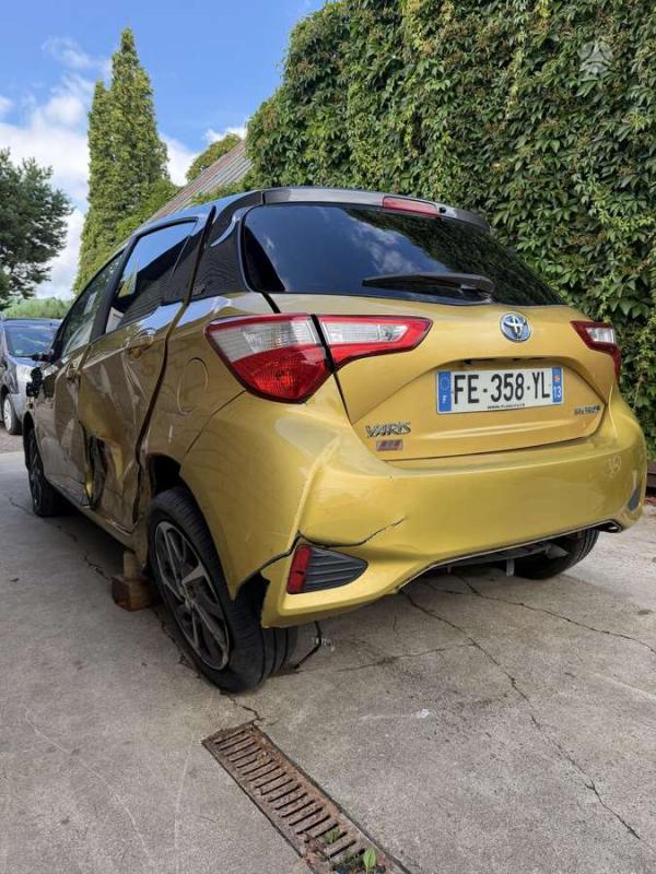 Dzeltens Toyota Yaris 2019 Kauņa, ar dzinēja tilpumu 1.50 L un nobraukumu 121 tūkst. km par 6999 €, foto 5 vietnē AUTOMOTO.COM.LV
