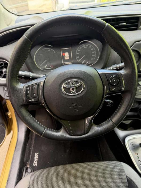 Dzeltens Toyota Yaris 2019 Kauņa, ar dzinēja tilpumu 1.50 L un nobraukumu 121 tūkst. km par 6999 €, foto 8 vietnē AUTOMOTO.COM.LV