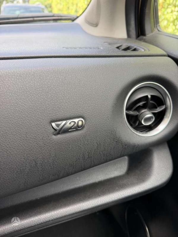 Dzeltens Toyota Yaris 2019 Kauņa, ar dzinēja tilpumu 1.50 L un nobraukumu 121 tūkst. km par 6999 €, foto 10 vietnē AUTOMOTO.COM.LV