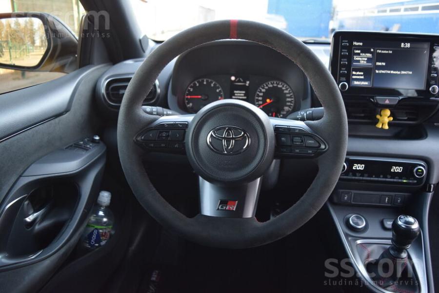 Dzeltens Toyota Yaris 2021 Rīga, ar dzinēja tilpumu 1.60 L un nobraukumu 37 tūkst. km par 37500 €, foto 11 vietnē AUTOMOTO.COM.LV