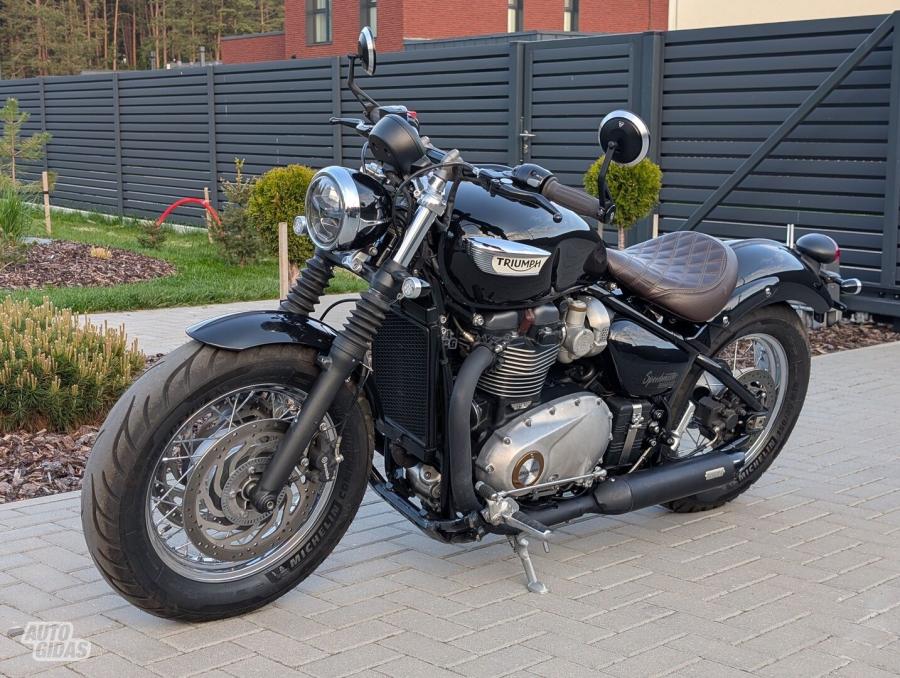 Melns Triumph Bonneville 2018 Viļņa, ar dzinēja tilpumu 1.20 L un nobraukumu 11 tūkst. km par 6250 €, foto 6 vietnē AUTOMOTO.COM.LV