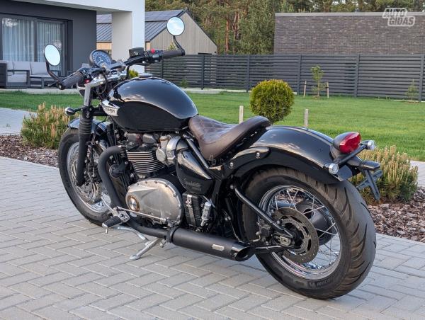 Melns Triumph Bonneville 2018 Viļņa, ar dzinēja tilpumu 1.20 L un nobraukumu 11 tūkst. km par 6250 €, foto 6 vietnē AUTOMOTO.COM.LV
