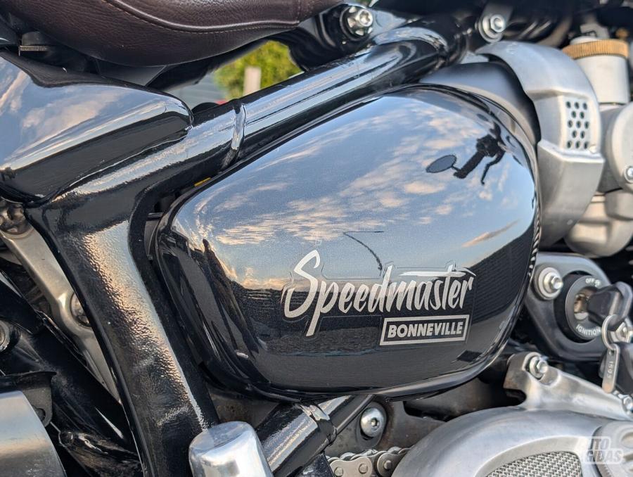 Melns Triumph Bonneville 2018 Viļņa, ar dzinēja tilpumu 1.20 L un nobraukumu 11 tūkst. km par 6250 €, foto 9 vietnē AUTOMOTO.COM.LV