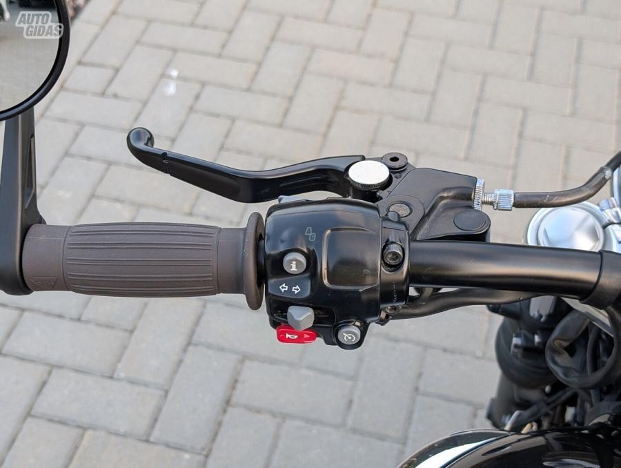 Melns Triumph Bonneville 2018 Viļņa, ar dzinēja tilpumu 1.20 L un nobraukumu 11 tūkst. km par 6250 €, foto 14 vietnē AUTOMOTO.COM.LV