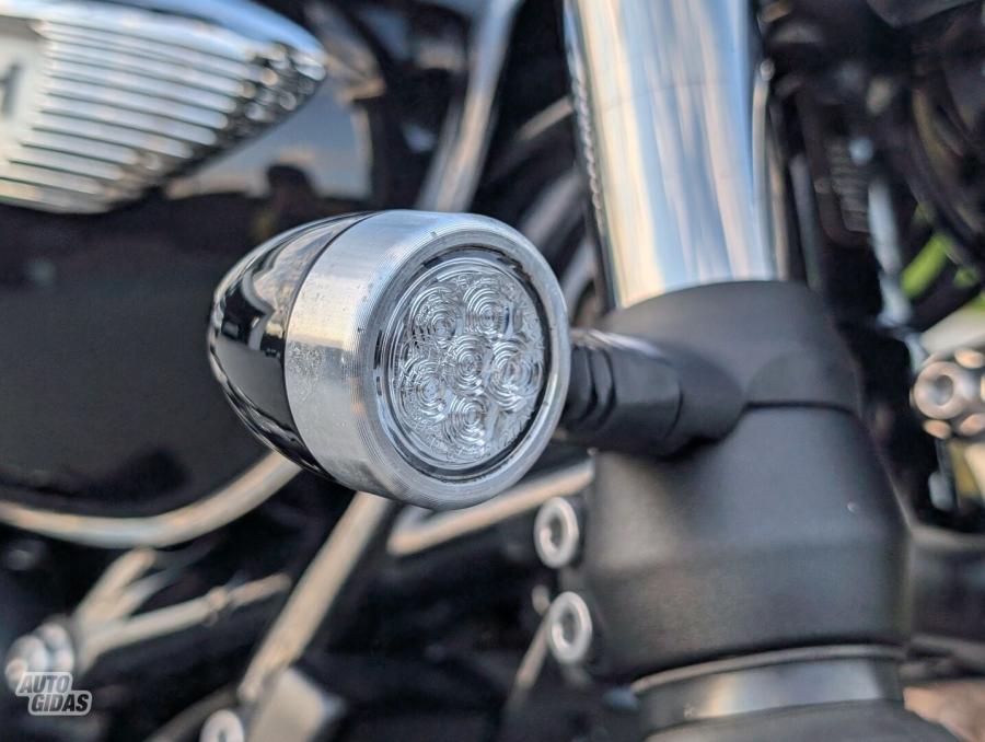 Melns Triumph Bonneville 2018 Viļņa, ar dzinēja tilpumu 1.20 L un nobraukumu 11 tūkst. km par 6250 €, foto 15 vietnē AUTOMOTO.COM.LV