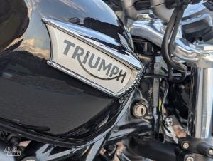 Melns Triumph Bonneville 2018 Viļņa, ar dzinēja tilpumu 1.20 L un nobraukumu 11 tūkst. km par 6250 €, foto 16 vietnē AUTOMOTO.COM.LV