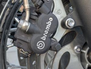 Melns Triumph Bonneville 2018 Viļņa, ar dzinēja tilpumu 1.20 L un nobraukumu 11 tūkst. km par 6250 €, foto 18 vietnē AUTOMOTO.COM.LV