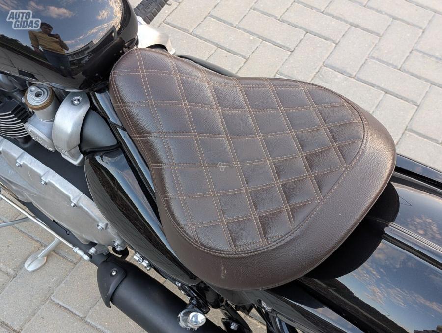 Melns Triumph Bonneville 2018 Viļņa, ar dzinēja tilpumu 1.20 L un nobraukumu 11 tūkst. km par 6250 €, foto 20 vietnē AUTOMOTO.COM.LV