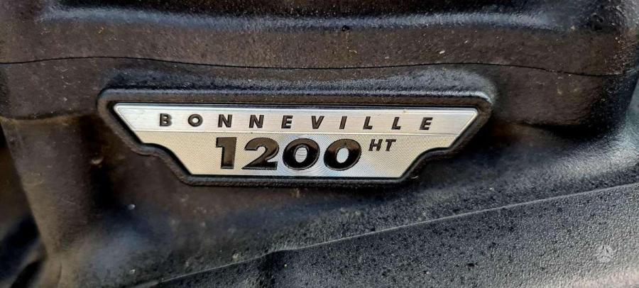 Melns Triumph Bonneville 2018 Šauļi, ar dzinēja tilpumu 1.20 L un nobraukumu 65 tūkst. km par 8800 €, foto 9 vietnē AUTOMOTO.COM.LV