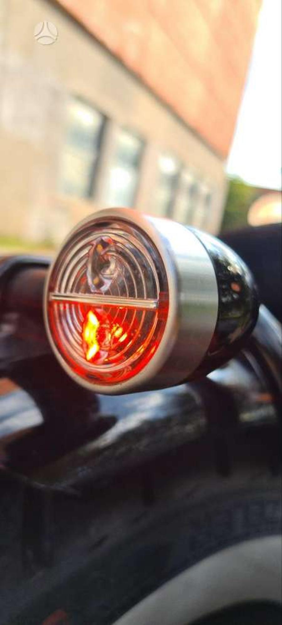 Melns Triumph Bonneville 2018 Šauļi, ar dzinēja tilpumu 1.20 L un nobraukumu 65 tūkst. km par 8800 €, foto 15 vietnē AUTOMOTO.COM.LV