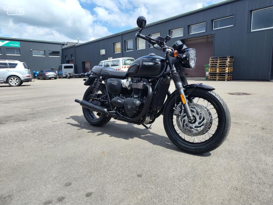 Melns Triumph Bonneville 2020 Kauņa, ar dzinēja tilpumu 1.20 L un nobraukumu 4 tūkst. km par 8000 €, foto 2 vietnē AUTOMOTO.COM.LV