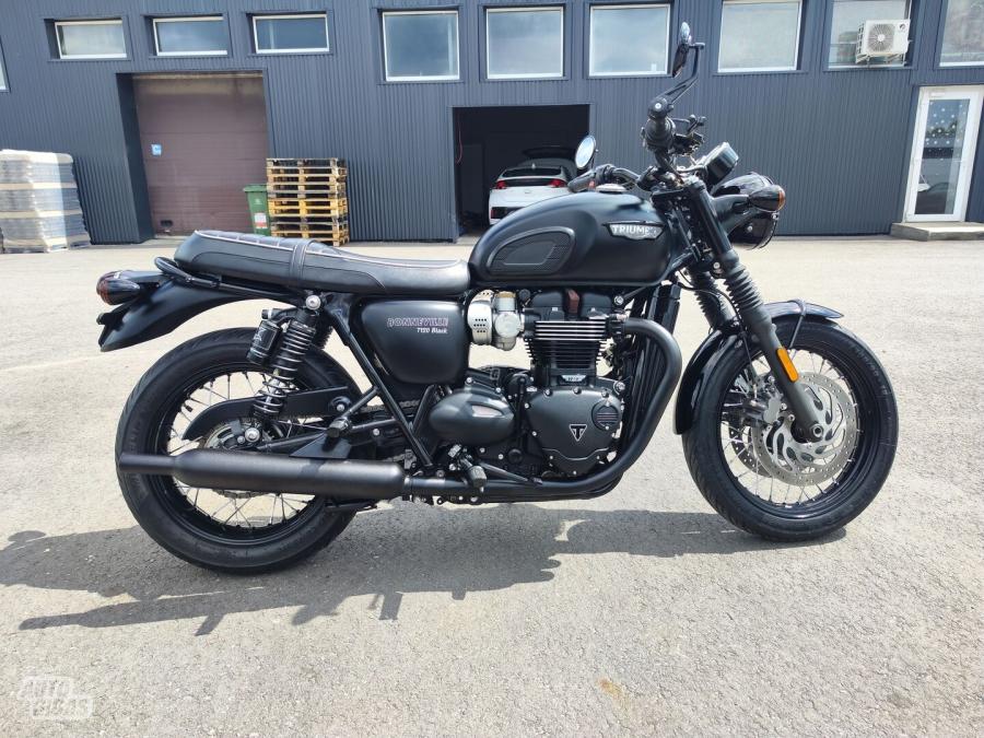 Melns Triumph Bonneville 2020 Kauņa, ar dzinēja tilpumu 1.20 L un nobraukumu 4 tūkst. km par 8000 €, foto 6 vietnē AUTOMOTO.COM.LV