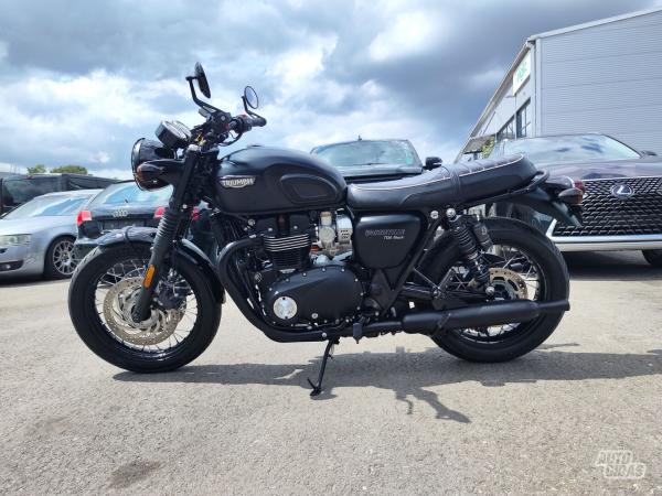 Black Triumph Bonneville 2020 in Kaunas, with an engine capacity of 1.20 L and mileage of 4 thousand km for 8000 €, photo 7 on AUTOMOTO.COM.LV