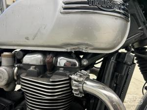 Grey Triumph Bonneville 2018 in Radviliskis, with an engine capacity of 1.20 L and mileage of 45 thousand km for 4650 €, photo 10 on AUTOMOTO.COM.LV
