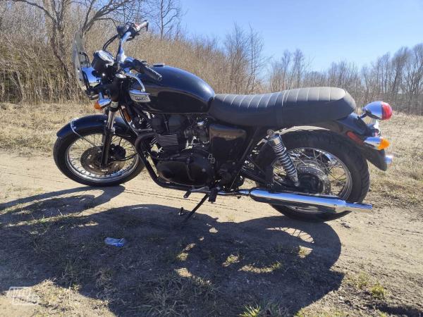 Triumph Bonneville 2005 Klaipėda, ar dzinēja tilpumu 0.90 L un nobraukumu 0 tūkst. km par 3200 €, foto 1 vietnē AUTOMOTO.COM.LV