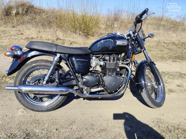 Triumph Bonneville 2005 Klaipėda, ar dzinēja tilpumu 0.90 L un nobraukumu 0 tūkst. km par 3200 €, foto 2 vietnē AUTOMOTO.COM.LV