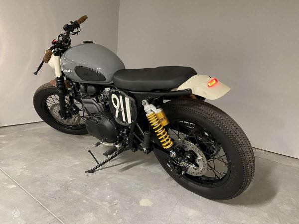 Triumph Bonneville 2014 Kauņa, ar dzinēja tilpumu 0.90 L un nobraukumu 1 tūkst. km par 8500 €, foto 4 vietnē AUTOMOTO.COM.LV