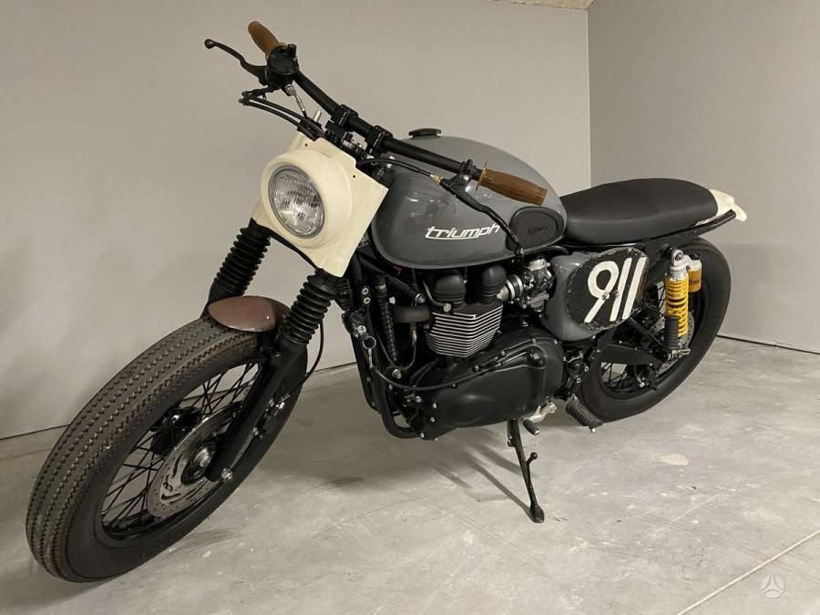 Triumph Bonneville 2014 Kauņa, ar dzinēja tilpumu 0.90 L un nobraukumu 1 tūkst. km par 8500 €, foto 7 vietnē AUTOMOTO.COM.LV