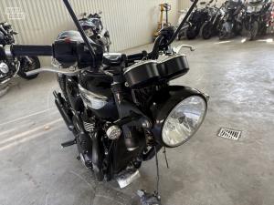 Triumph Bonneville 2017 Kelmė, ar dzinēja tilpumu 0.90 L un nobraukumu 10 tūkst. km par 1630 €, foto 8 vietnē AUTOMOTO.COM.LV
