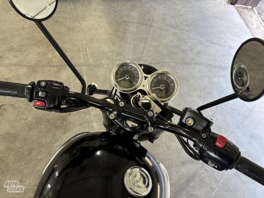 Triumph Bonneville 2017 Kelmė, ar dzinēja tilpumu 0.90 L un nobraukumu 10 tūkst. km par 1630 €, foto 20 vietnē AUTOMOTO.COM.LV