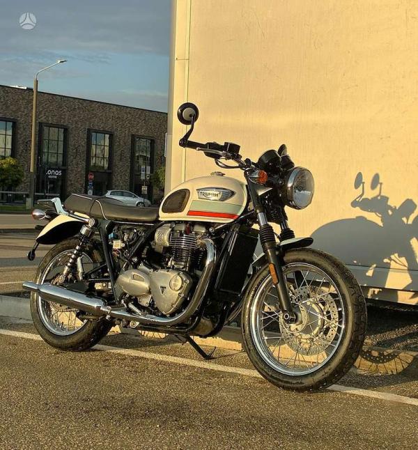 Триумф Bonneville 2018 в Вильнюс, объемом двигателя 0.90 л и пробегом 4 тыс. км за 6900 €, фото 3 на AUTOMOTO.COM.LV
