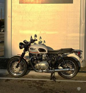 Триумф Bonneville 2018 в Вильнюс, объемом двигателя 0.90 л и пробегом 4 тыс. км за 6900 €, фото 14 на AUTOMOTO.COM.LV